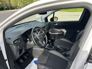 Белый Опель Crossland X 2021 в Алуксне, объемом двигателя 1.20 л и пробегом 0 тыс. км за 9450 €, фото 15 на AUTOMOTO.COM.LV