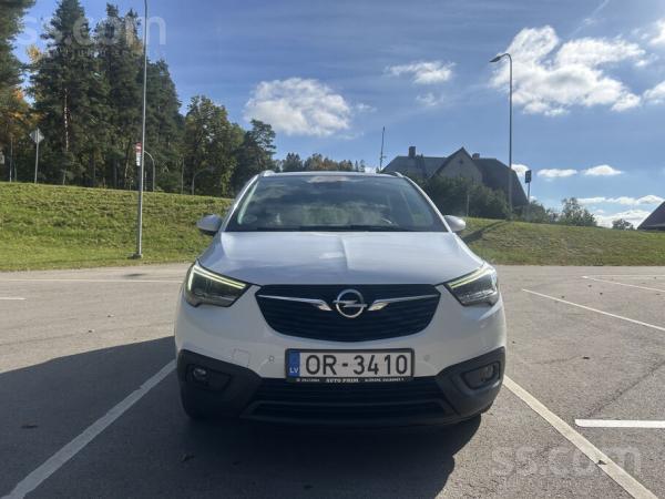 Опель Crossland X 2021 в Алуксне на AUTOMOTO.COM.LV Белый Опель Crossland X 2021 в Алуксне, объемом двигателя 1.50 л и пробегом 0 тыс. км за 9200 €, фото 3 на AUTOMOTO.COM.LV