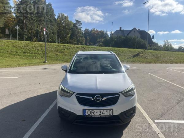 Опель Crossland X 2021 в Алуксне на AUTOMOTO.COM.LV Белый Опель Crossland X 2021 в Алуксне, объемом двигателя 1.50 л и пробегом 0 тыс. км за 9200 €, фото 4 на AUTOMOTO.COM.LV