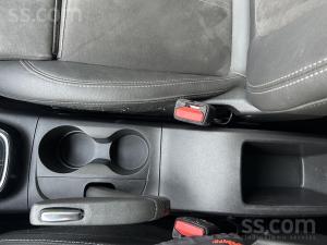 Balts Opel Crossland X 2022 Alūksne, ar dzinēja tilpumu 1.20 L un nobraukumu 0 tūkst. km par 8900 €, foto 23 vietnē AUTOMOTO.COM.LV
