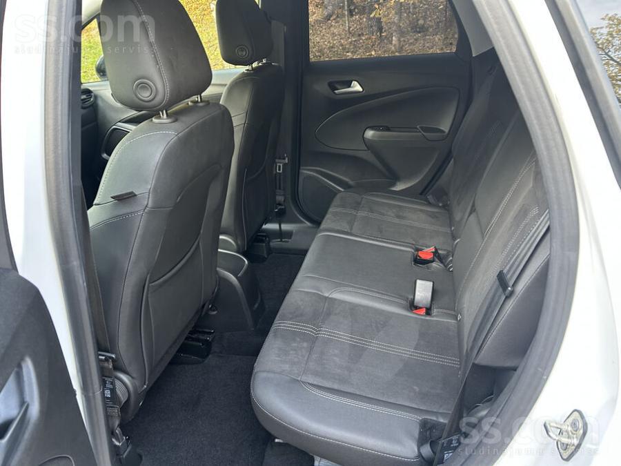 Balts Opel Crossland X 2022 Alūksne, ar dzinēja tilpumu 1.20 L un nobraukumu 0 tūkst. km par 8900 €, foto 26 vietnē AUTOMOTO.COM.LV