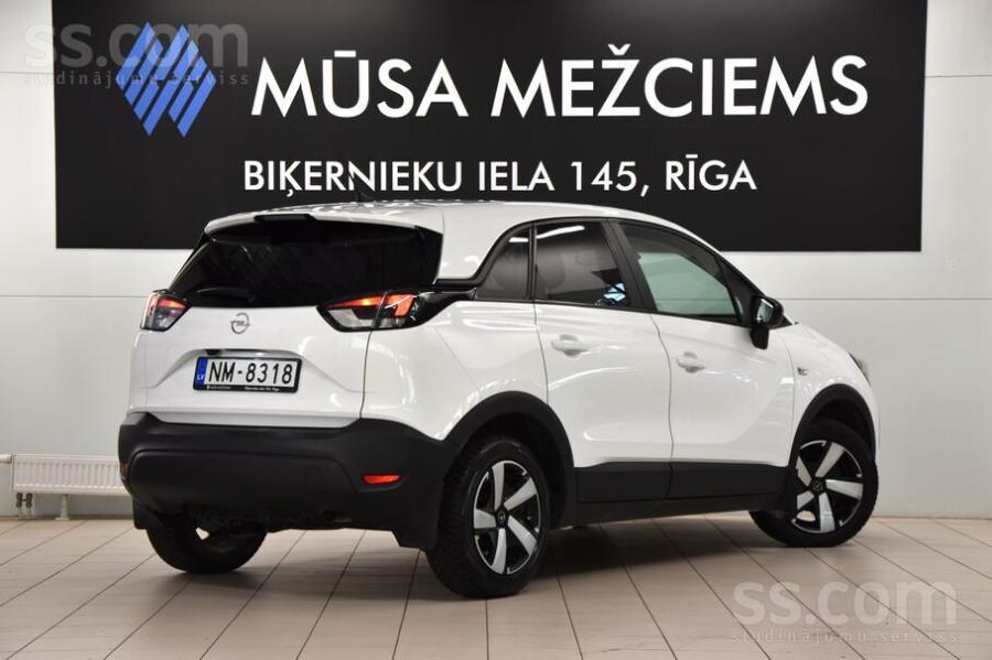 White Opel Crossland X 2023 in Riga, with an engine capacity of 1.50 L and mileage of 143 thousand km for 10490 €, photo 7 on AUTOMOTO.COM.LV