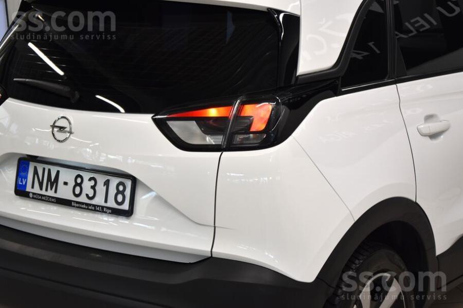 White Opel Crossland X 2023 in Riga, with an engine capacity of 1.50 L and mileage of 143 thousand km for 10490 €, photo 10 on AUTOMOTO.COM.LV