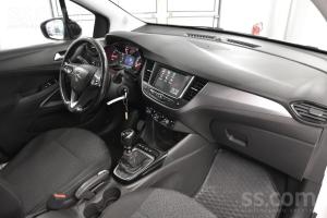 White Opel Crossland X 2023 in Riga, with an engine capacity of 1.50 L and mileage of 143 thousand km for 10490 €, photo 15 on AUTOMOTO.COM.LV