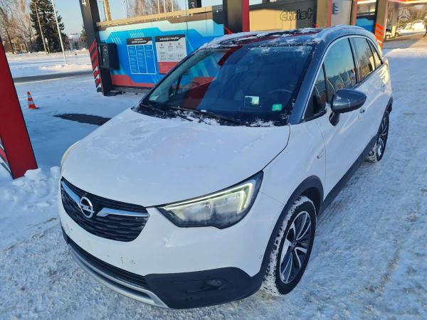 White Opel Crossland X 2018 in Taurage, with an engine capacity of 1.20 L and mileage of 156 thousand km for 6150 €, photo 2 on AUTOMOTO.COM.LV