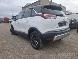 White Opel Crossland X 2019 in Talsi, with an engine capacity of 1.20 L and mileage of 168 thousand km for 8500 €, photo 6 on AUTOMOTO.COM.LV