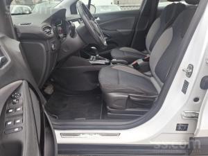 White Opel Crossland X 2019 in Talsi, with an engine capacity of 1.20 L and mileage of 168 thousand km for 8500 €, photo 8 on AUTOMOTO.COM.LV