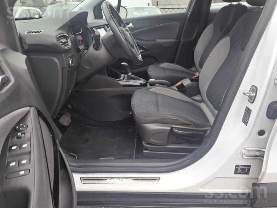 White Opel Crossland X 2019 in Talsi, with an engine capacity of 1.20 L and mileage of 168 thousand km for 8500 €, photo 8 on AUTOMOTO.COM.LV