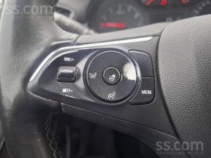 White Opel Crossland X 2019 in Talsi, with an engine capacity of 1.20 L and mileage of 168 thousand km for 8500 €, photo 22 on AUTOMOTO.COM.LV