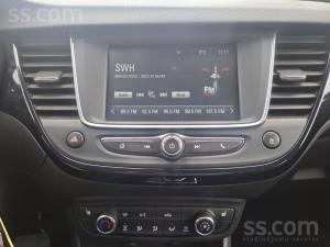 White Opel Crossland X 2019 in Talsi, with an engine capacity of 1.20 L and mileage of 168 thousand km for 8500 €, photo 23 on AUTOMOTO.COM.LV