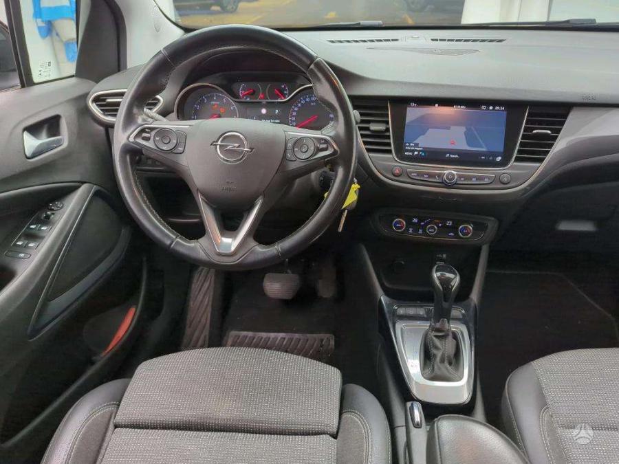 White Opel Crossland X 2021 in Vilnius, with an engine capacity of 0.00 L and mileage of 126 thousand km for 10866 €, photo 9 on AUTOMOTO.COM.LV