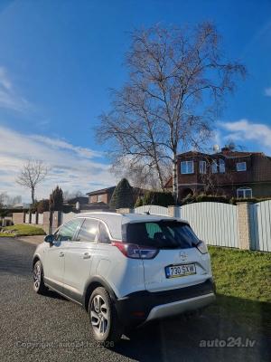 White Opel Crossland X 2017 in Tallinn, with an engine capacity of 1.60 L and mileage of 187 thousand km for 8200 €, photo 5 on AUTOMOTO.COM.LV
