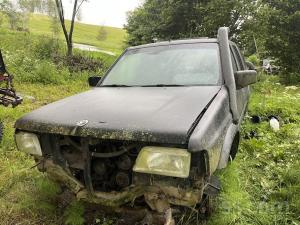 Black Opel Frontera 1990 in Rezekne, with an engine capacity of 2.40 L and mileage of 240 thousand km for 300 €, photo 2 on AUTOMOTO.COM.LV