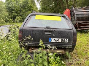 Black Opel Frontera 1990 in Rezekne, with an engine capacity of 2.40 L and mileage of 240 thousand km for 300 €, photo 6 on AUTOMOTO.COM.LV