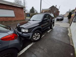 Black Opel Frontera 1999 in Ukmerge, with an engine capacity of 2.17 L and mileage of 189 thousand km for 2000 €, photo 7 on AUTOMOTO.COM.LV
