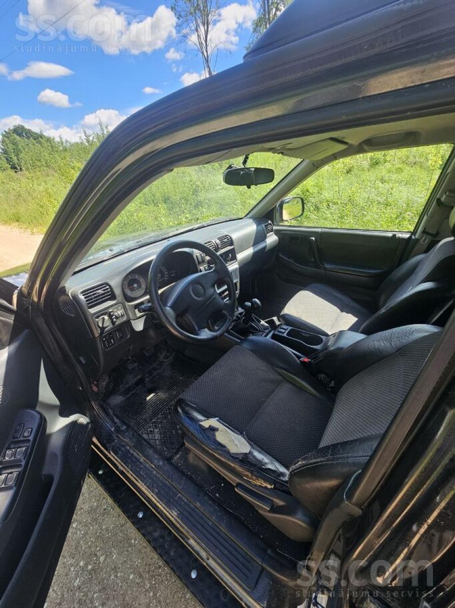 Melns Opel Frontera 2002 Alūksne, ar dzinēja tilpumu 2.20 L un nobraukumu 300 tūkst. km par 1250 €, foto 6 vietnē AUTOMOTO.COM.LV
