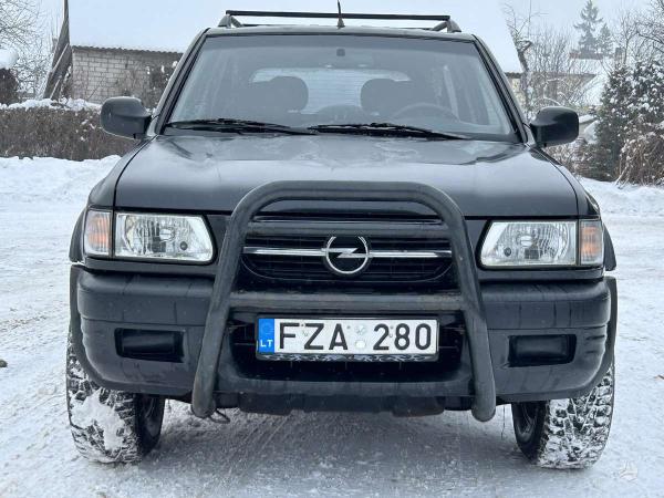 Melns Opel Frontera 2003 Ukmergė, ar dzinēja tilpumu 2.17 L un nobraukumu 250 tūkst. km par 1550 €, foto 3 vietnē AUTOMOTO.COM.LV