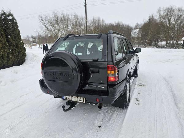 Melns Opel Frontera 2003 Jurbarkas, ar dzinēja tilpumu 2.20 L un nobraukumu 330 tūkst. km par 2850 €, foto 5 vietnē AUTOMOTO.COM.LV