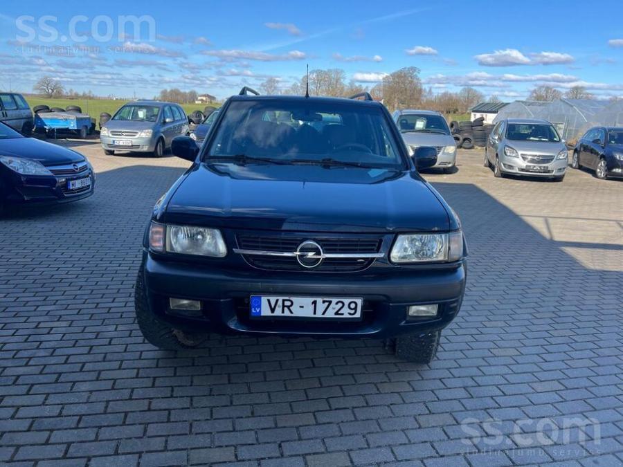 Melns Opel Frontera 2003 Talsi, ar dzinēja tilpumu 2.20 L un nobraukumu 222 tūkst. km par 4370 €, foto 3 vietnē AUTOMOTO.COM.LV