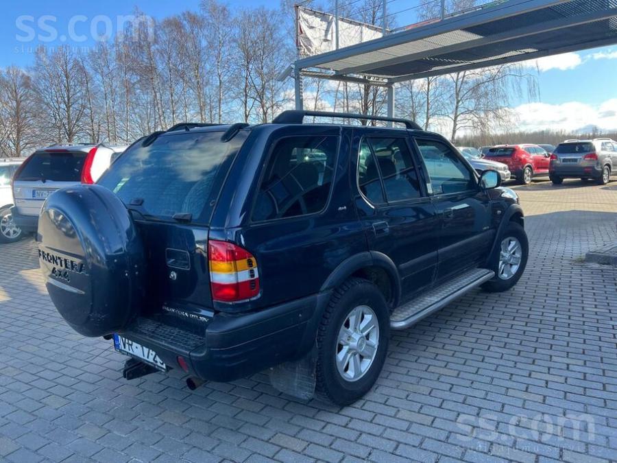 Melns Opel Frontera 2003 Talsi, ar dzinēja tilpumu 2.20 L un nobraukumu 222 tūkst. km par 4370 €, foto 5 vietnē AUTOMOTO.COM.LV