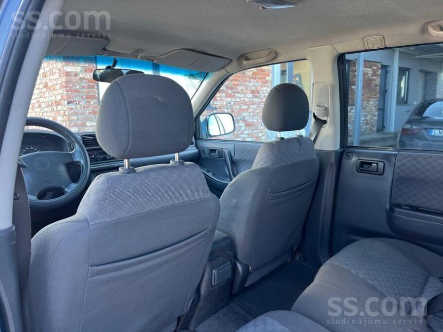 Melns Opel Frontera 2003 Talsi, ar dzinēja tilpumu 2.20 L un nobraukumu 222 tūkst. km par 4370 €, foto 10 vietnē AUTOMOTO.COM.LV