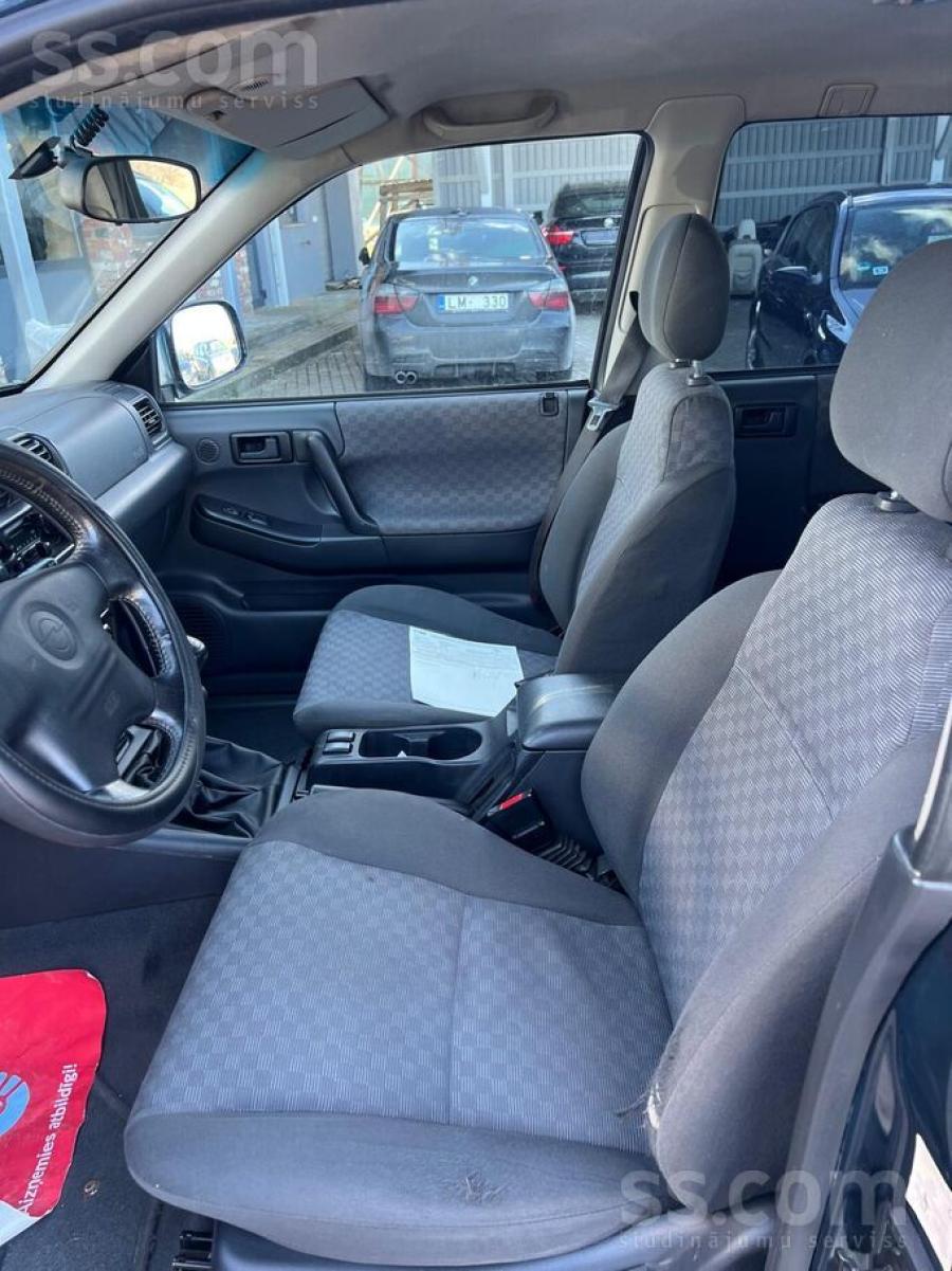 Melns Opel Frontera 2003 Talsi, ar dzinēja tilpumu 2.20 L un nobraukumu 222 tūkst. km par 4370 €, foto 13 vietnē AUTOMOTO.COM.LV