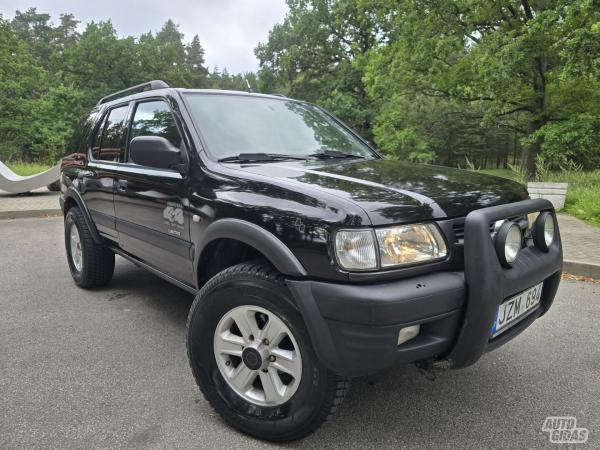 Melns Opel Frontera 2003 Jurbarkas, ar dzinēja tilpumu 2.20 L un nobraukumu 295 tūkst. km par 3000 €, foto 2 vietnē AUTOMOTO.COM.LV