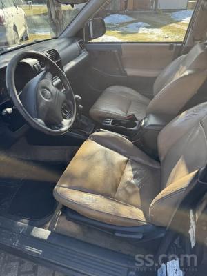 Black Opel Frontera 2004 in Riga, with an engine capacity of 2.20 L and mileage of 257 thousand km for 2500 €, photo 9 on AUTOMOTO.COM.LV