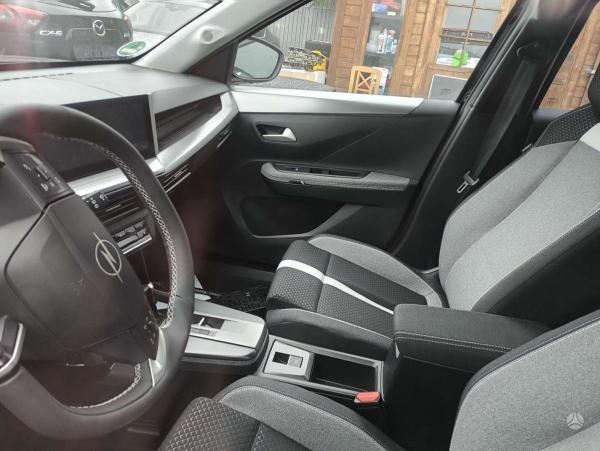 Melns Opel Frontera 2025 Viļņa, ar dzinēja tilpumu 1.20 L un nobraukumu 2 tūkst. km par 17900 €, foto 1 vietnē AUTOMOTO.COM.LV