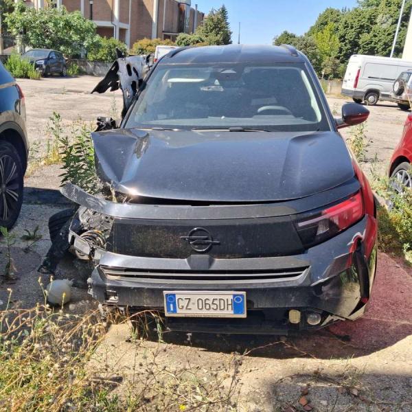 Black Opel Frontera 2025 in Panevezys, with an engine capacity of 1.20 L and mileage of 4 thousand km for 7950 €, photo 3 on AUTOMOTO.COM.LV