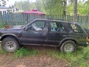 Melns Opel Frontera 1994 Viļņa, ar dzinēja tilpumu 2.40 L un nobraukumu 0 tūkst. km par 850 €, foto 3 vietnē AUTOMOTO.COM.LV