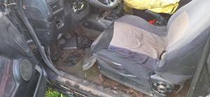 Black Opel Frontera 1997 in Trakai, with an engine capacity of 2.50 L and mileage of 232 thousand km for 650 €, photo 6 on AUTOMOTO.COM.LV