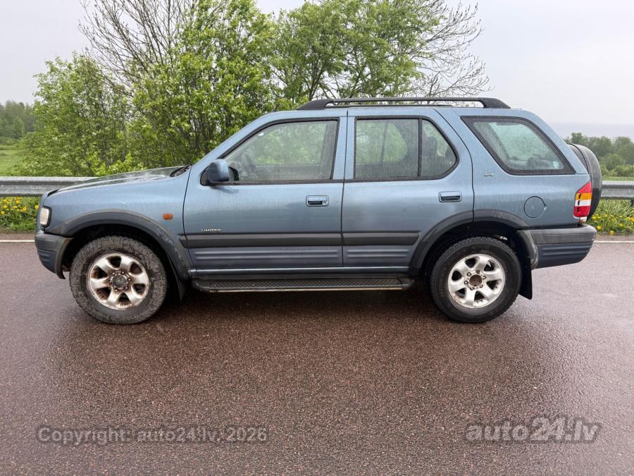 Zils Opel Frontera 2000 Tallina, ar dzinēja tilpumu 3.20 L un nobraukumu 175 tūkst. km par 1299 €, foto 6 vietnē AUTOMOTO.COM.LV