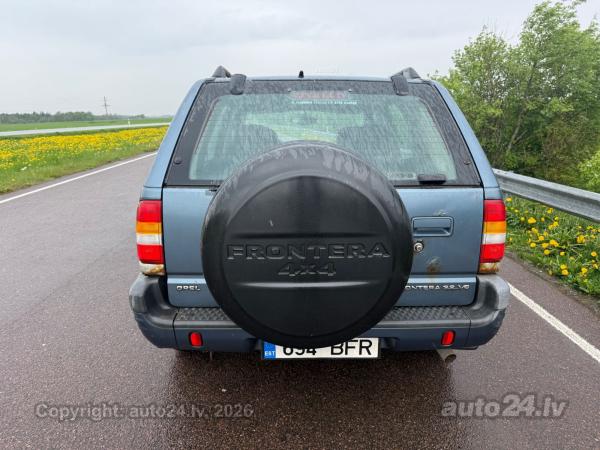 Zils Opel Frontera 2000 Tallina, ar dzinēja tilpumu 3.20 L un nobraukumu 175 tūkst. km par 1299 €, foto 7 vietnē AUTOMOTO.COM.LV