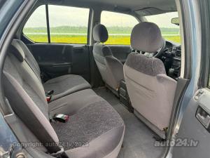 Zils Opel Frontera 2000 Tallina, ar dzinēja tilpumu 3.20 L un nobraukumu 175 tūkst. km par 1299 €, foto 12 vietnē AUTOMOTO.COM.LV