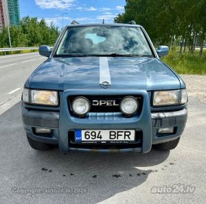 Zils Opel Frontera 2000 Tallina, ar dzinēja tilpumu 3.20 L un nobraukumu 189 tūkst. km par 950 €, foto 3 vietnē AUTOMOTO.COM.LV