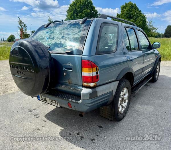 Blue Opel Frontera 2000 in Tallinn, with an engine capacity of 3.20 L and mileage of 189 thousand km for 950 €, photo 7 on AUTOMOTO.COM.LV
