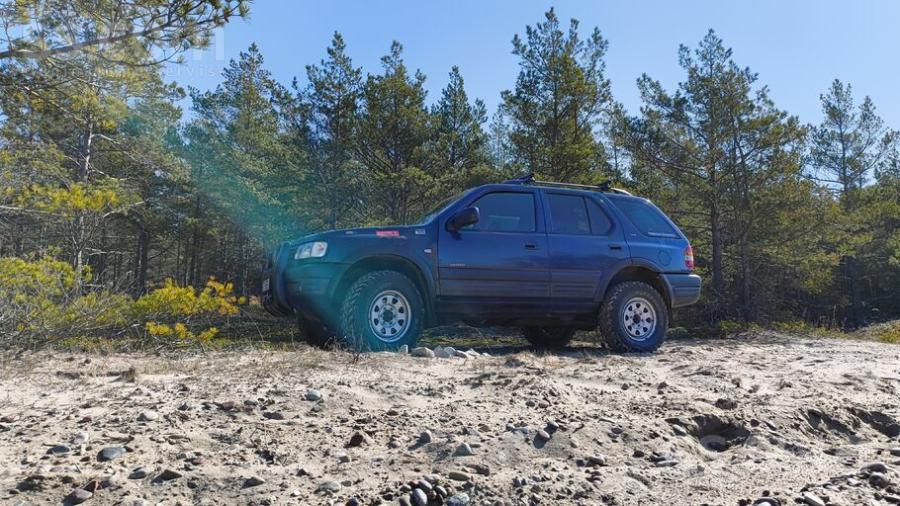 Zils Opel Frontera 2002 Ventspils, ar dzinēja tilpumu 2.20 L un nobraukumu 316 tūkst. km par 2000 €, foto 7 vietnē AUTOMOTO.COM.LV