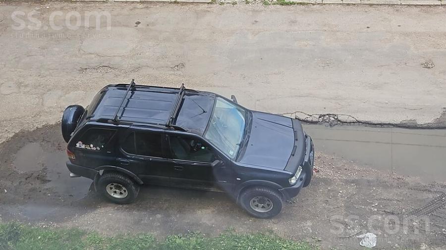 Zils Opel Frontera 2002 Ventspils, ar dzinēja tilpumu 2.20 L un nobraukumu 316 tūkst. km par 2000 €, foto 9 vietnē AUTOMOTO.COM.LV