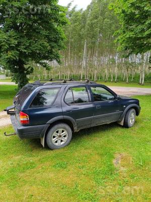 Blue Opel Frontera 2004 in Ventspils, with an engine capacity of 2.20 L and mileage of 325 thousand km for 1700 €, photo 3 on AUTOMOTO.COM.LV