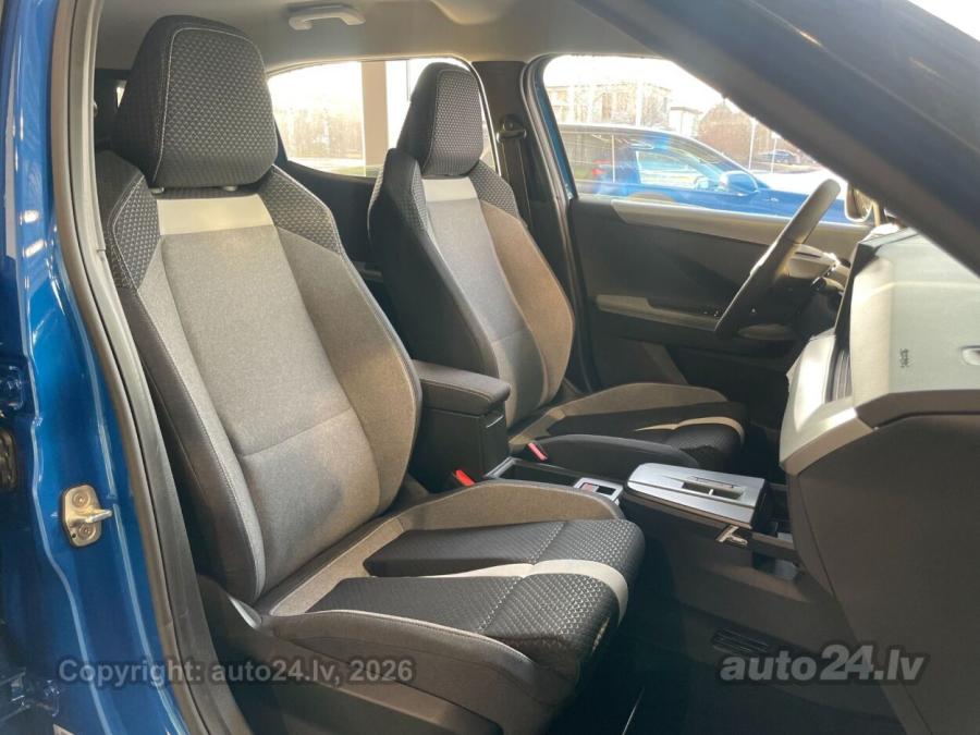 Zils Opel Frontera 2026 Jehvi, ar dzinēja tilpumu 1.20 L un nobraukumu 2 tūkst. km par 24400 €, foto 14 vietnē AUTOMOTO.COM.LV