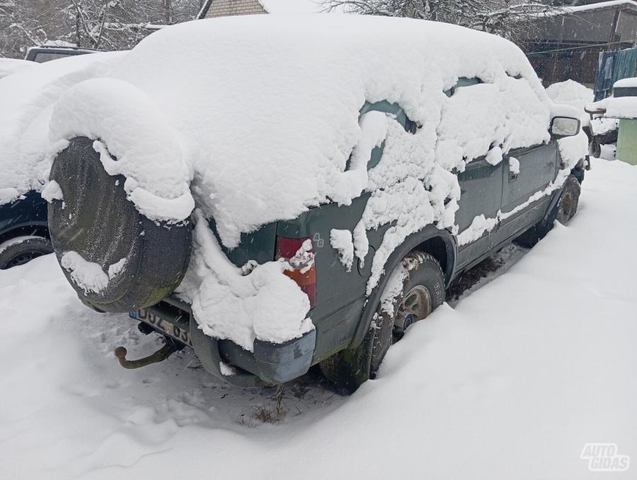 Opel Frontera 1995 Viļņa, ar dzinēja tilpumu 2.30 L un nobraukumu 22 tūkst. km par 1000 €, foto 2 vietnē AUTOMOTO.COM.LV