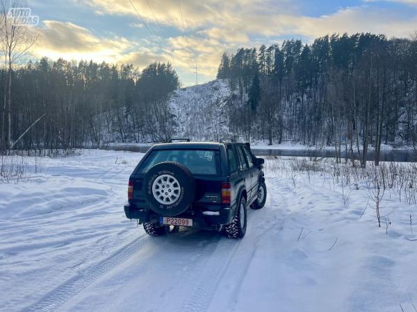 Opel Frontera 1995 in Vilnius, with an engine capacity of 2.20 L and mileage of 300 thousand km for 2799 €, photo 6 on AUTOMOTO.COM.LV