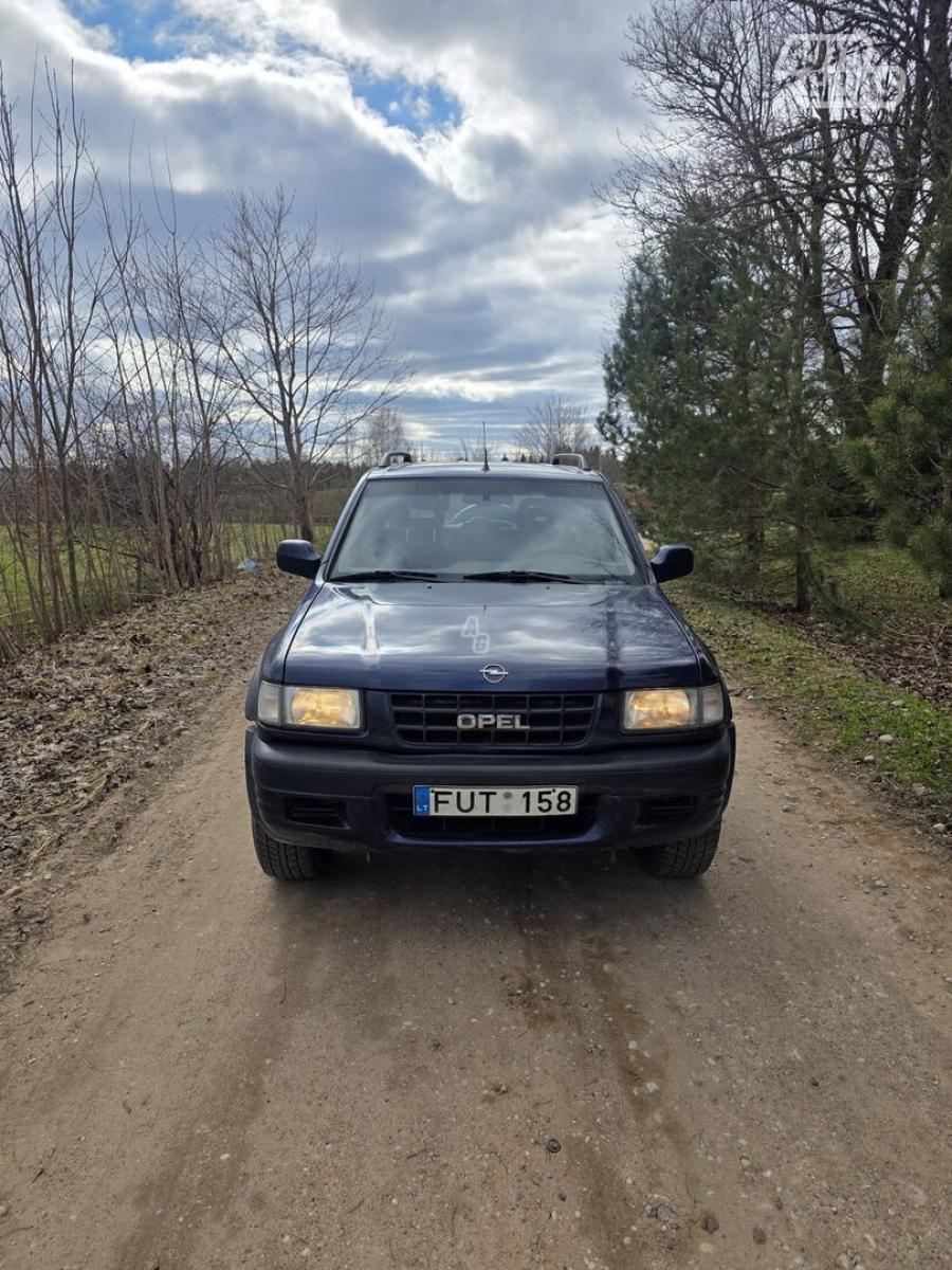 Opel Frontera 1999 Telšiai, ar dzinēja tilpumu 2.20 L un nobraukumu 320 tūkst. km par 1350 €, foto 1 vietnē AUTOMOTO.COM.LV