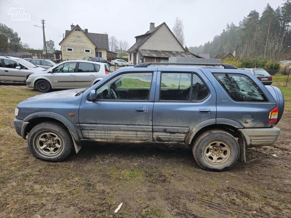 Opel Frontera 2000 Prienai, ar dzinēja tilpumu 2.20 L un nobraukumu 233 tūkst. km par 1250 €, foto 7 vietnē AUTOMOTO.COM.LV