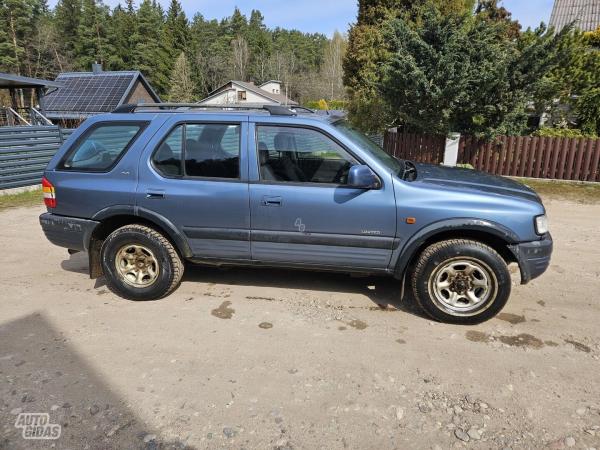 Opel Frontera 2000 in Prienai, with an engine capacity of 2.20 L and mileage of 273 thousand km for 1000 €, photo 7 on AUTOMOTO.COM.LV