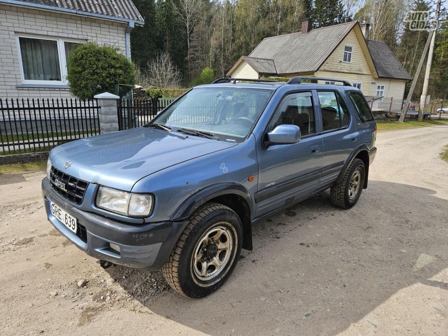 Opel Frontera 2000 in Prienai, with an engine capacity of 2.20 L and mileage of 237 thousand km for 1000 €, photo 1 on AUTOMOTO.COM.LV