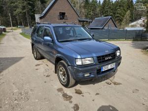 Opel Frontera 2000 in Prienai, with an engine capacity of 2.20 L and mileage of 237 thousand km for 1000 €, photo 3 on AUTOMOTO.COM.LV