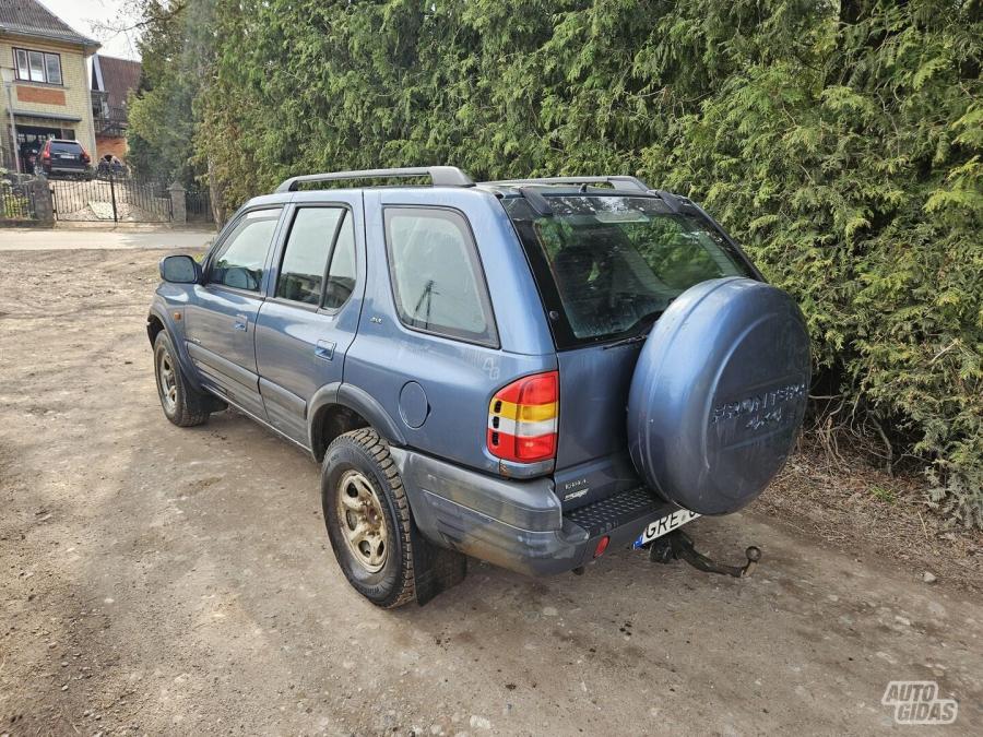 Opel Frontera 2000 Prienai, ar dzinēja tilpumu 2.20 L un nobraukumu 300 tūkst. km par 777 €, foto 17 vietnē AUTOMOTO.COM.LV