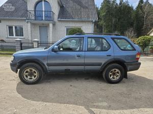 Opel Frontera 2000 Prienai, ar dzinēja tilpumu 2.20 L un nobraukumu 300 tūkst. km par 777 €, foto 19 vietnē AUTOMOTO.COM.LV
